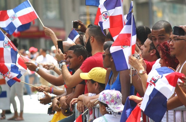 Dominicanos NY manifiestan deseos para el 2018 | La Nación Dominicana ...