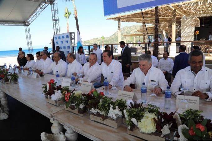 El presidente Danilo Medina asiste a inauguración de Club Punta Arena ...