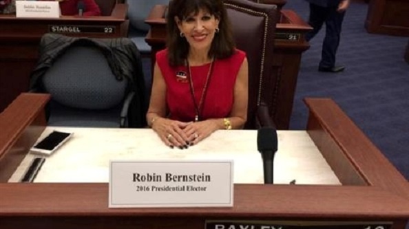 Llega mañana a RD nueva embajadora de los Estados Unidos, Robin ...
