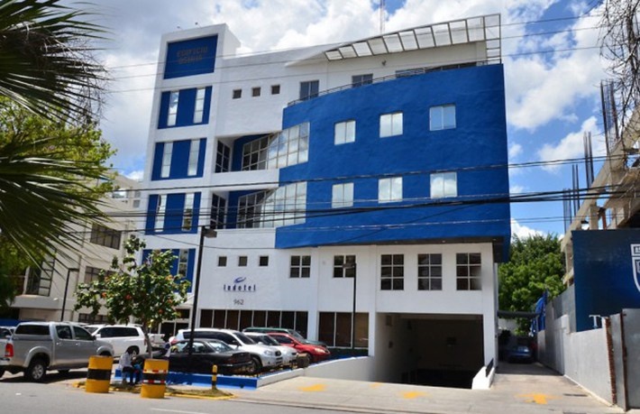 Consejo directivo de Indotel suspende otorgamiento de permisos para uso ...