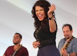 “Eta que ta aquí” etiqueta de bachatera Andre Veloz | La Nación ...