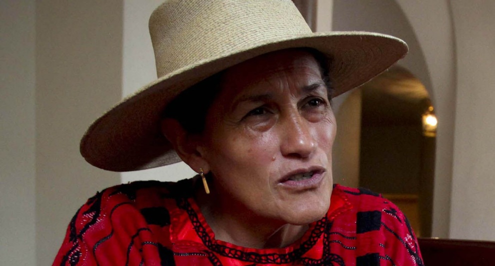 Senadora mexicana Jesusa Rodríguez lo hace de nuevo; compara la ...