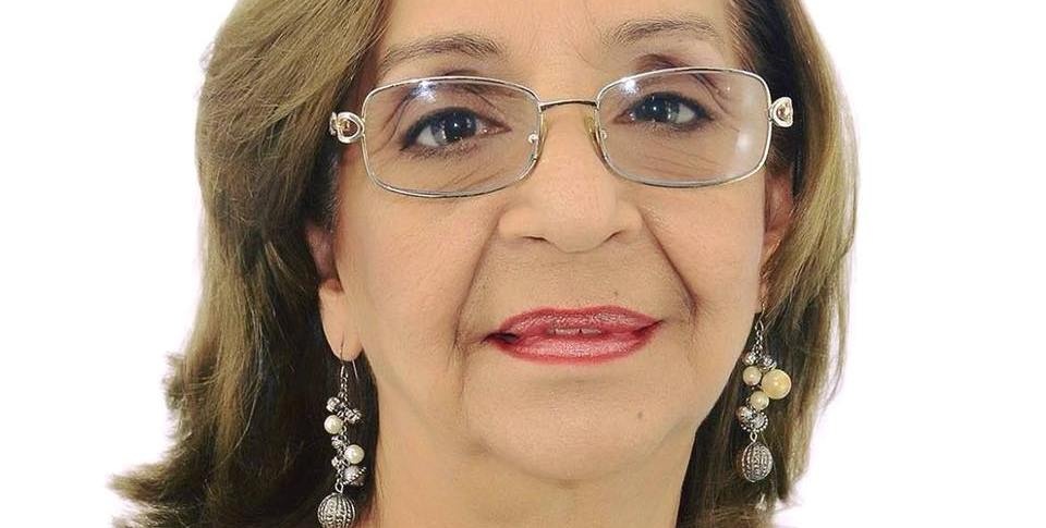 “Hace rato que a Hipólito yo lo habría mandado a coger su mecedora y su ...