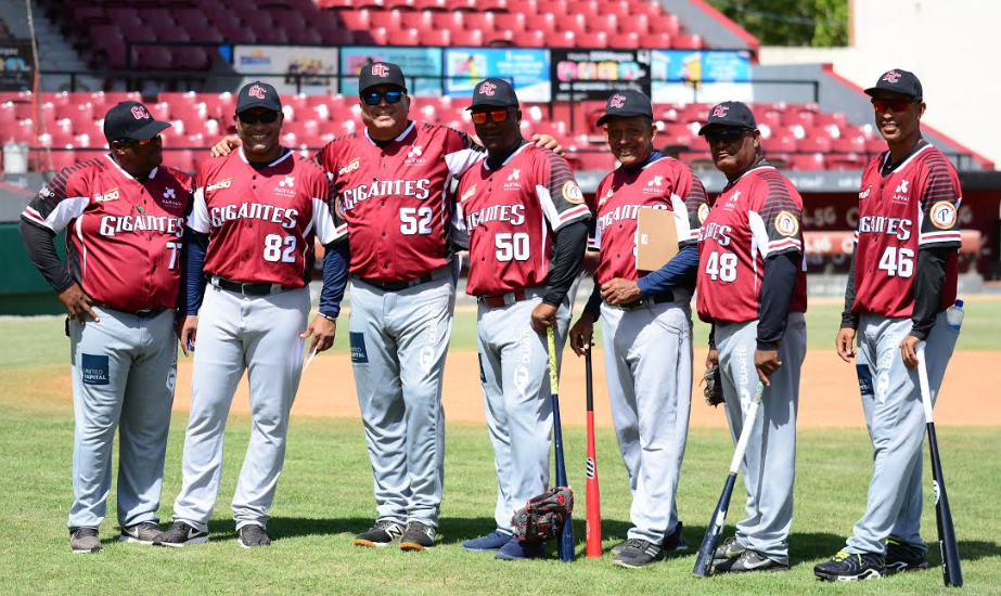 Luis Dorante encabezó prácticas Gigantes del Cibao con 22 jugadores ...