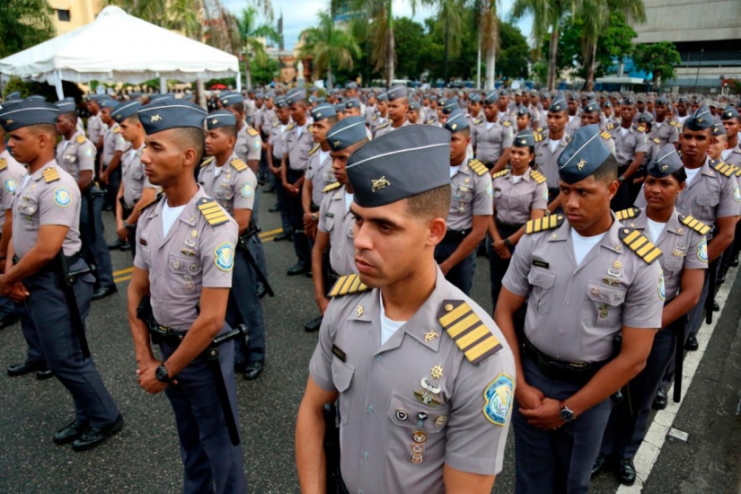 Operativo de Navidad Tranquila envuelve más de 25 mil policías en las ...