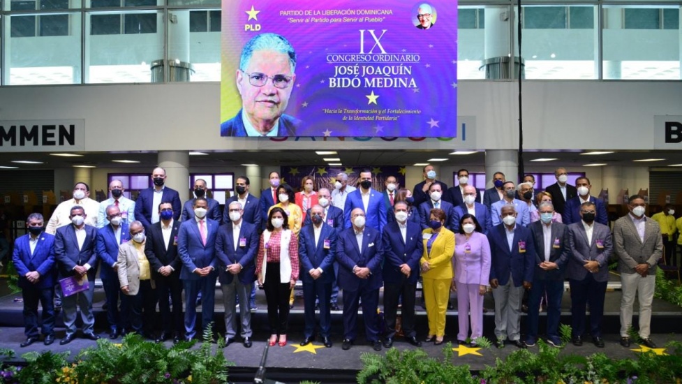 PLD escoge sus autoridades: Danilo Medina nuevo presidente del partido ...