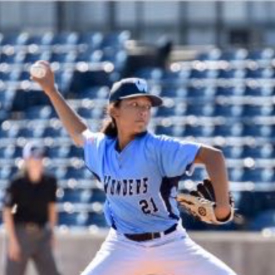 Olivia Pichardo es la primera mujer en hacer un equipo masculino ...