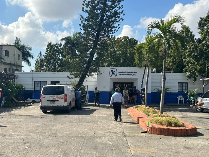 Dos pacientes de la Asociación Dominicana de Rehabilitación de Herrera ...