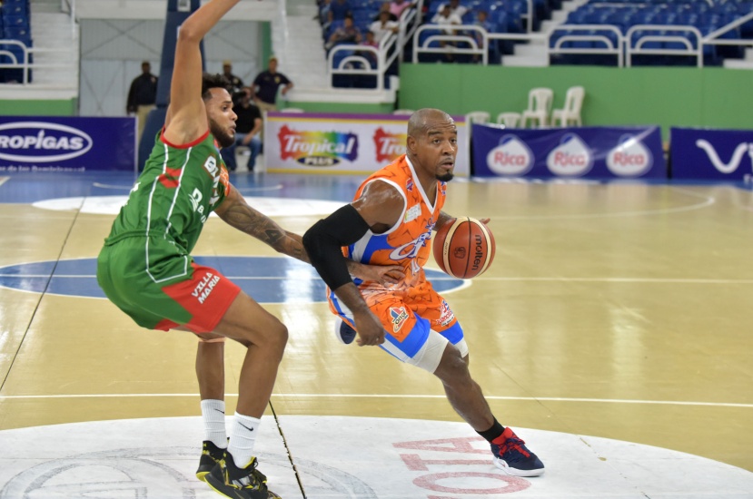 Mauricio Báez y Mauricio Báez y Huellas del Siglo cargaron con ...