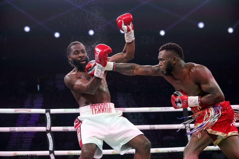 Dominicano Alberto Puello se proclama campeón interino superligero del ...