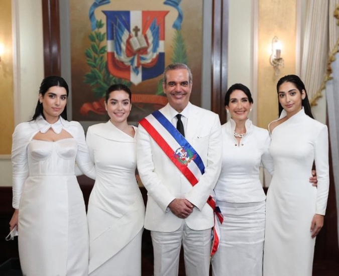 El bello y emotivo mensaje de agradecimiento del presidente Abinader a ...