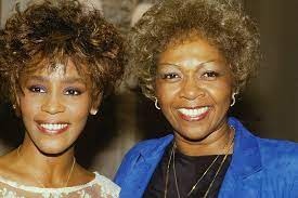 Falleció Cissy Houston a los 91 años, la madre de la Estrella Whitney ...