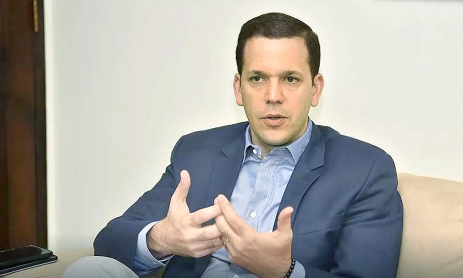 Hugo Beras ex director de Intran, da la cara y dice Compras y ...