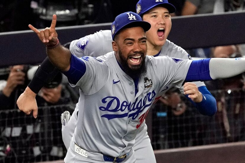 Dominicano Teoscar Hernández seguirá en Los Angeles los próximos tres ...
